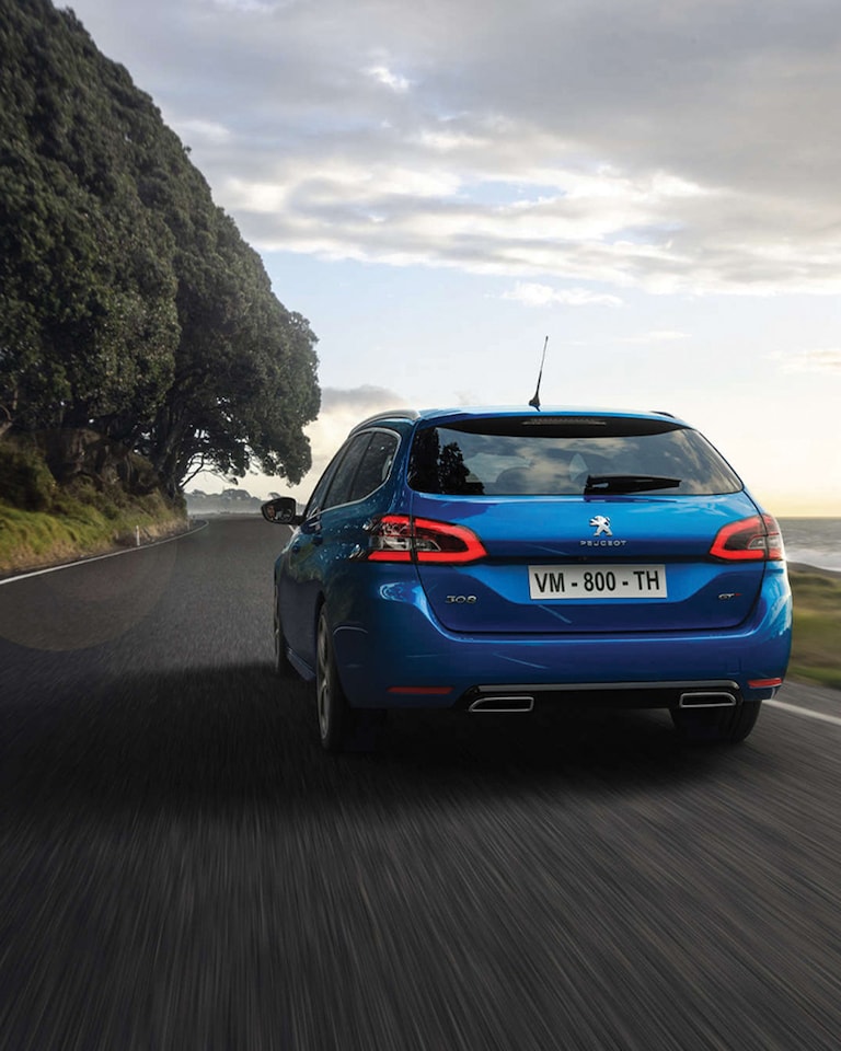 Peugeot 308 SW | La station wagon familiare di Peugeot